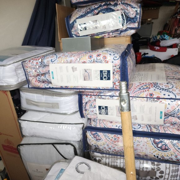 Bedding | Comforters | Poshmark